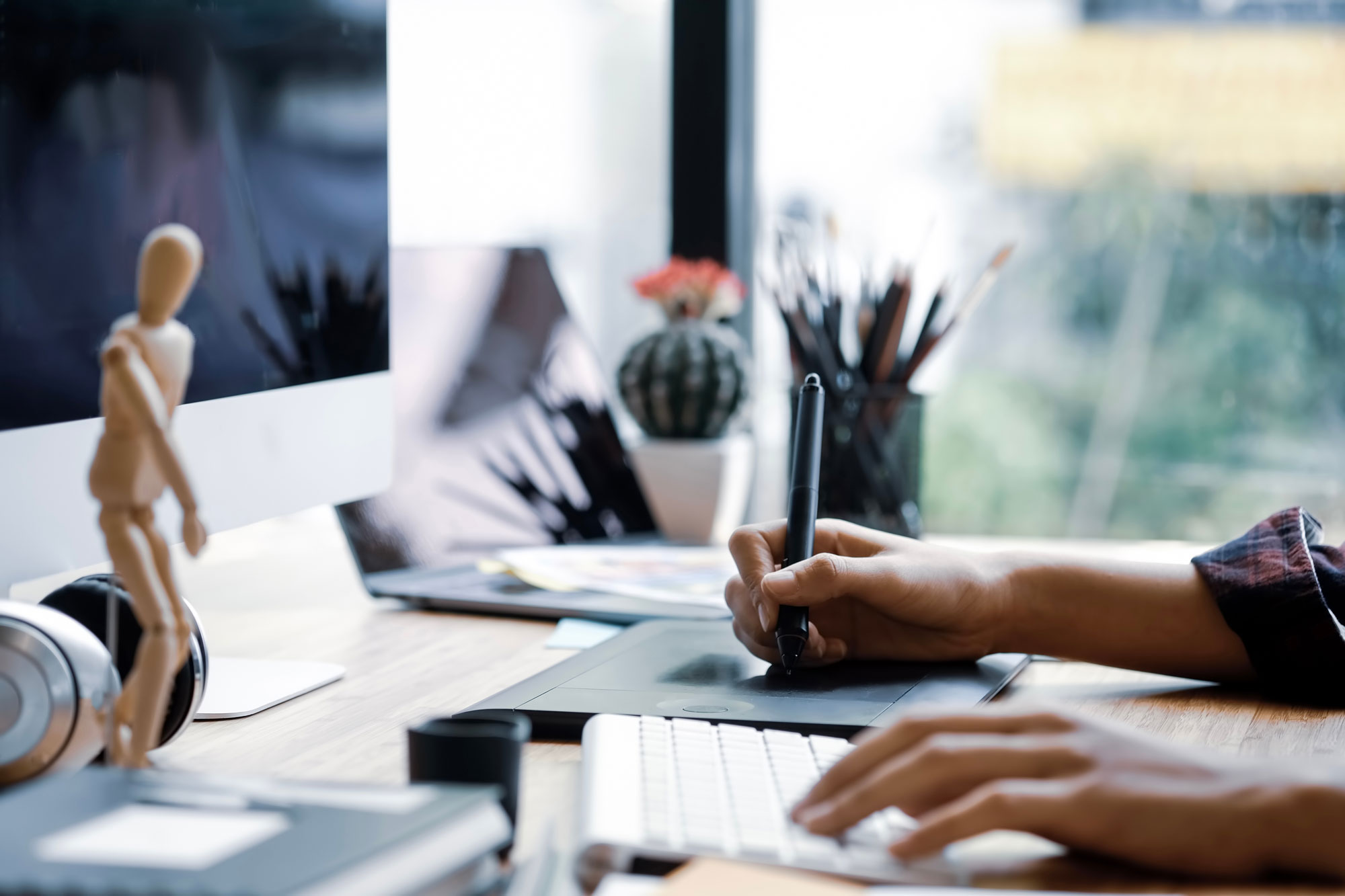 What Is Interactive Multimedia? The Ultimate Guide - DIGITECH Web Design